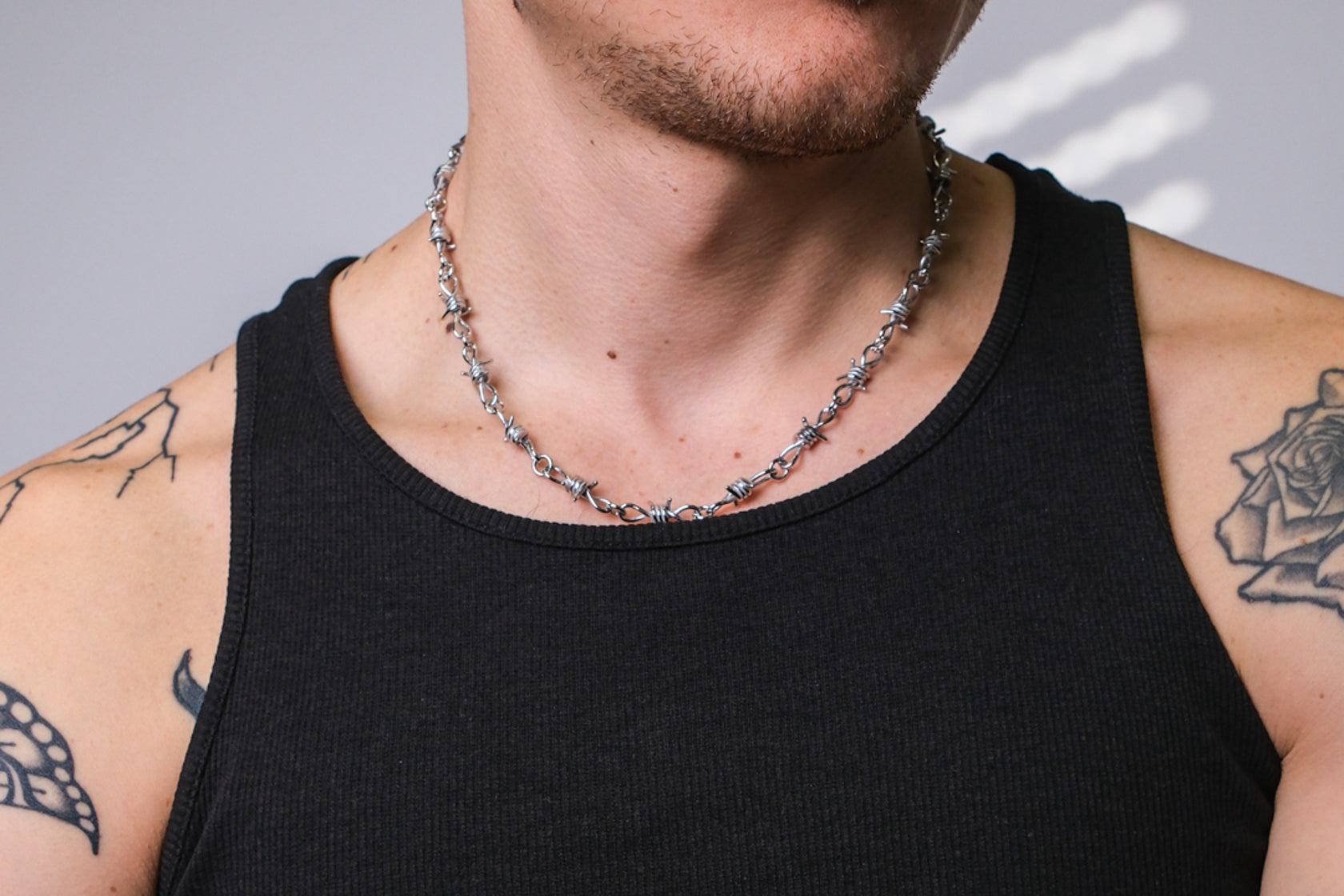 Barbed Wire Jewelry: Edgy Elegance with a Deeper Meaning – Unshinebar